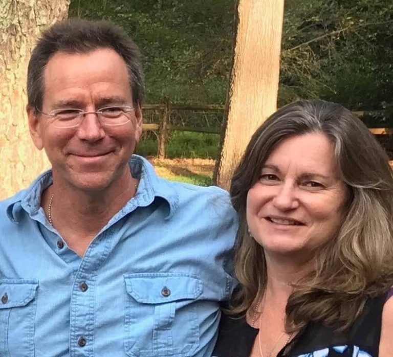 Steve and Beth Sipple, sustaining donors - Read and Feed